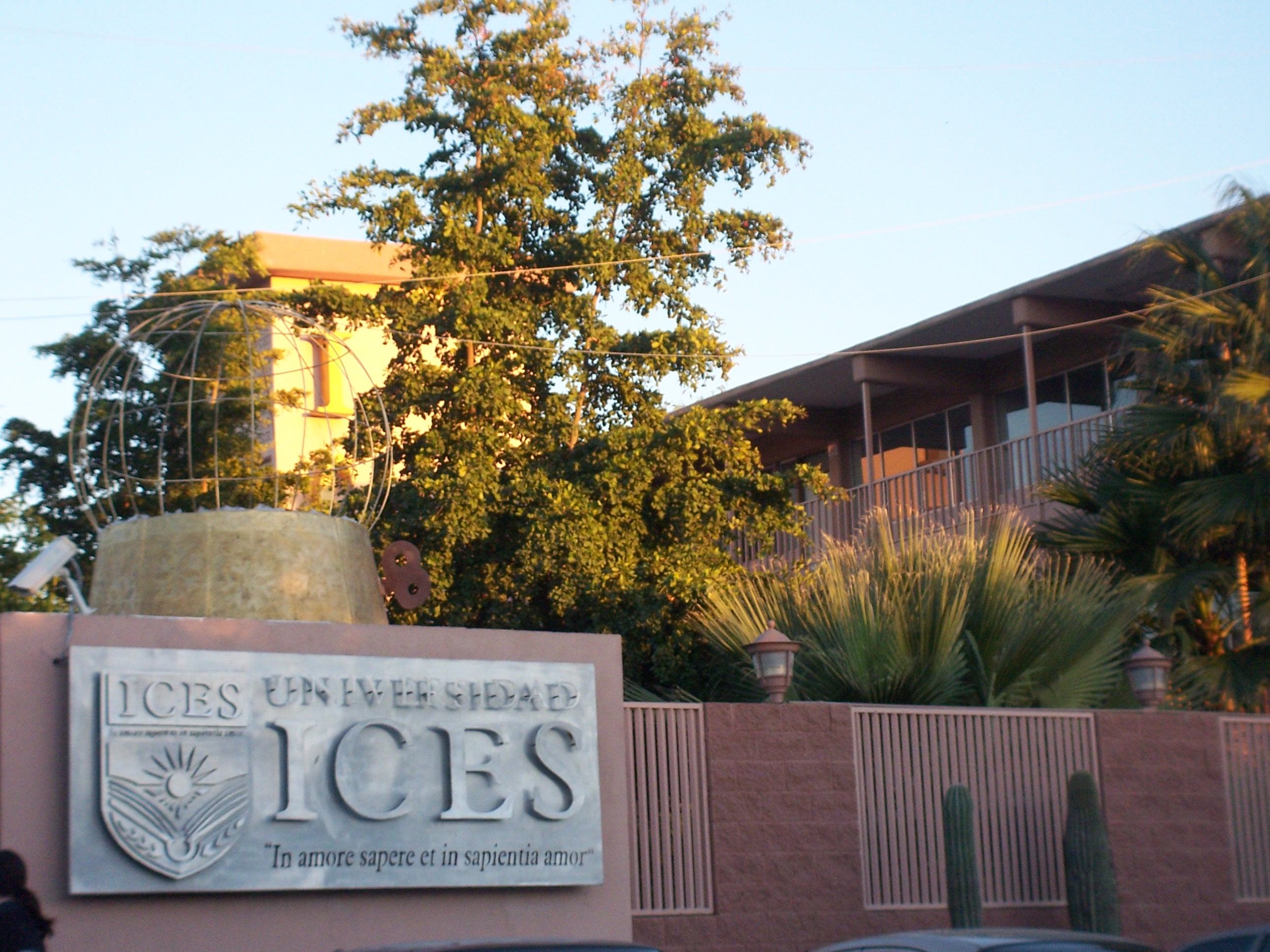 Instituto de Ciencias y Educación Superior (ICES) : Universidades ...